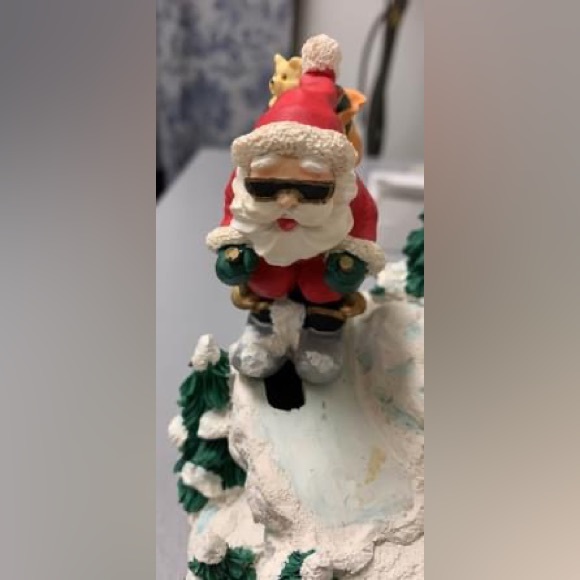 Holiday | Cool Santa Musical Box | Poshmark
